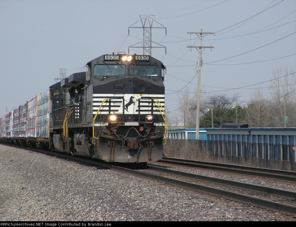 NS 8935